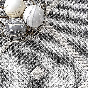 nuLOOM Deyton Diamond Area Rug, 3' x 5', Grey