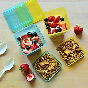 Youngever 7 Sets Plastic Parfait Cups, Reusable Plastic Dessert Cups with Lids and Inserts, Reusable Plastic Yogurt Cups with Inserts, Spill and Leak Proof (Medium 8 Ounce)