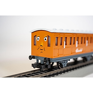 Bachmann Trains - THOMAS & FRIENDS CLARABEL COACH - HO Scale