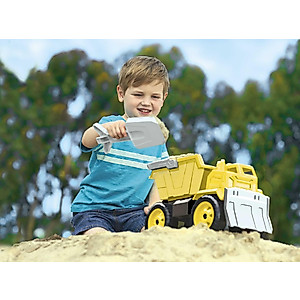 Matchbox Large-Scale Sand Truck with 5 Die-Cast Toy Construction Vehicles in 1:64 Scale, Indoor & Outdoor Play Multicolor