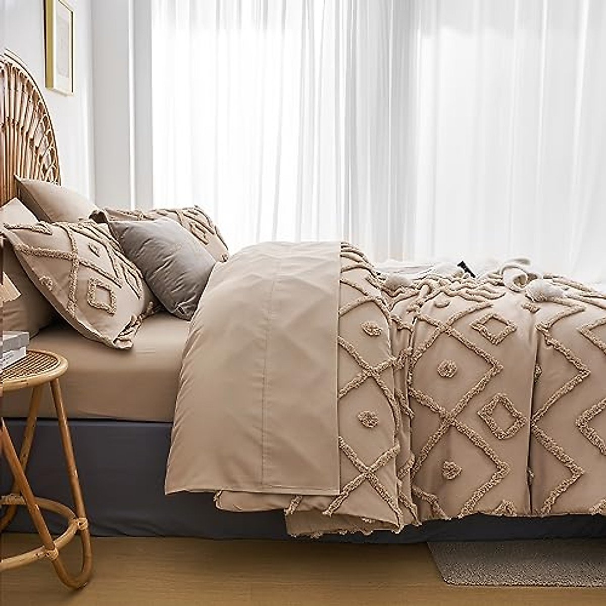 inron Khaki Queen Comforter Set Tufted Bed in a Bag Queen 7 Pieces,Geometry Shabby Chic Boho Comforter and Sheet Set.Jacquard Farmhouse Bedding for All Season(Khaki,90”*90”)