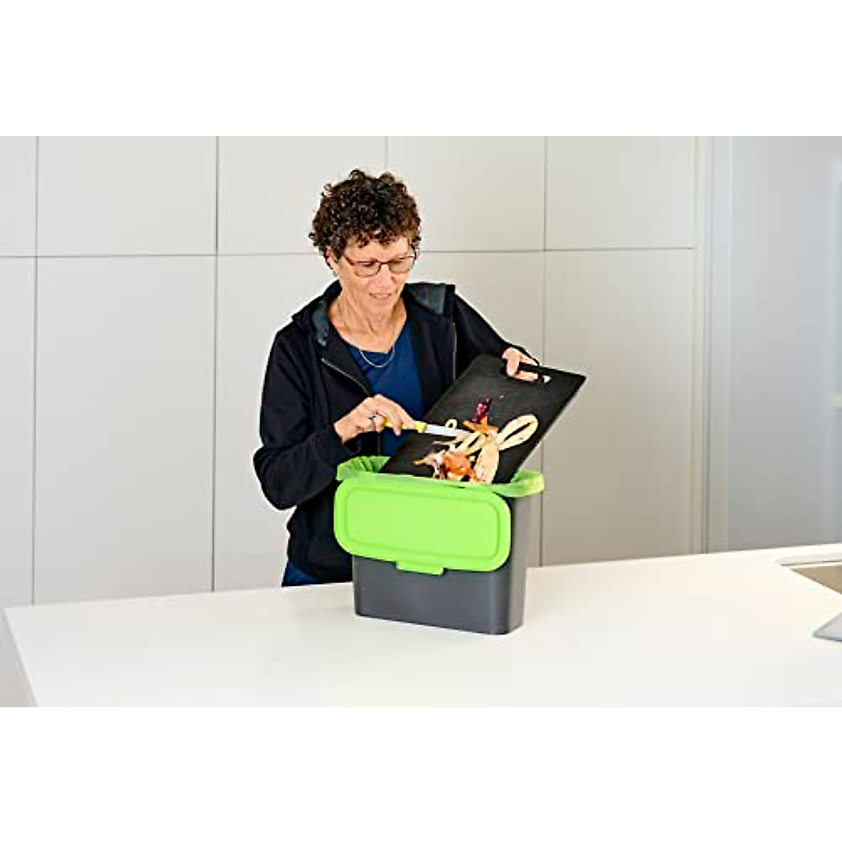 Amazon Exclusive Combo - 48 Gallon Compost Tumbler with Compost Cart, 9 Liter Compost bin, 3 Rolls of Corn Bags and Plant Caddy