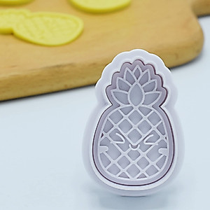 3D Pineapple Plastic Mould Fondant Chocolate Jelly Making Cake Tool Decoration Mold Oven Available DIY Art Cookie Stamp Molds For Baking Christmas