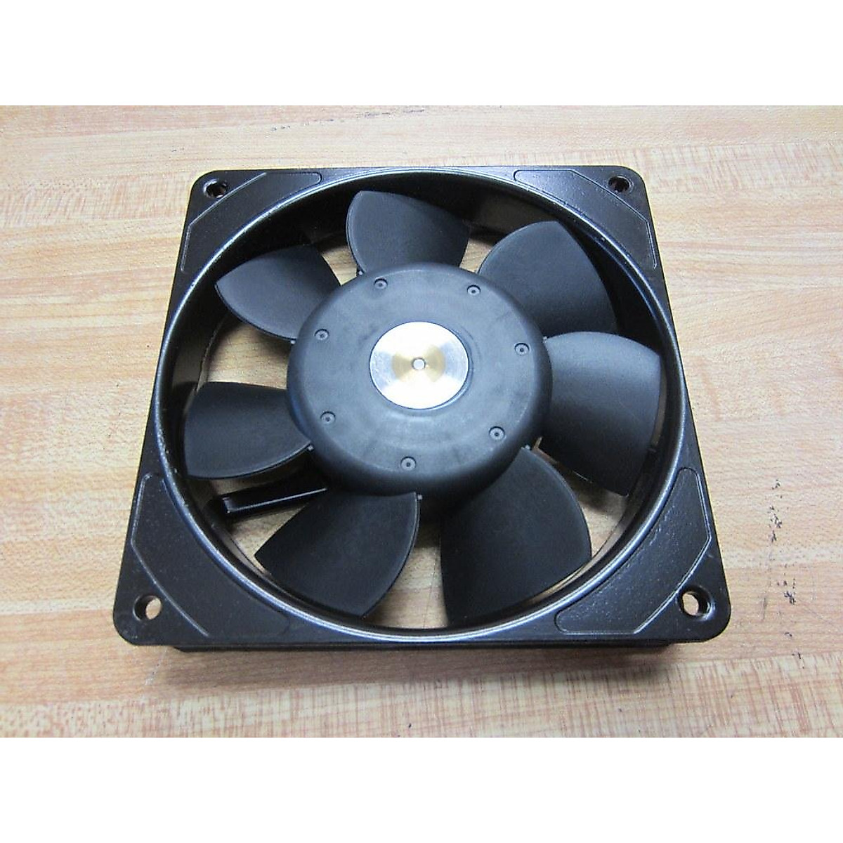 ebm-papst 9906 Fan, Square; 119 mm L x 119 mm H; 25 mm; 115 V; 79.5 CFM; 60 Hz; 12 W; Axial