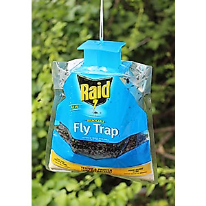 Raid Fly Trap (2-Pack), Outdoor Fly Trap, Disposable Fly Trap Bag, House Fly Trap with Food-Based Attractant, Hanging Fly Bag, 2 Home Fly Trap Bags, Outside Fly Control for Home, Hanging Fly Bait Bags