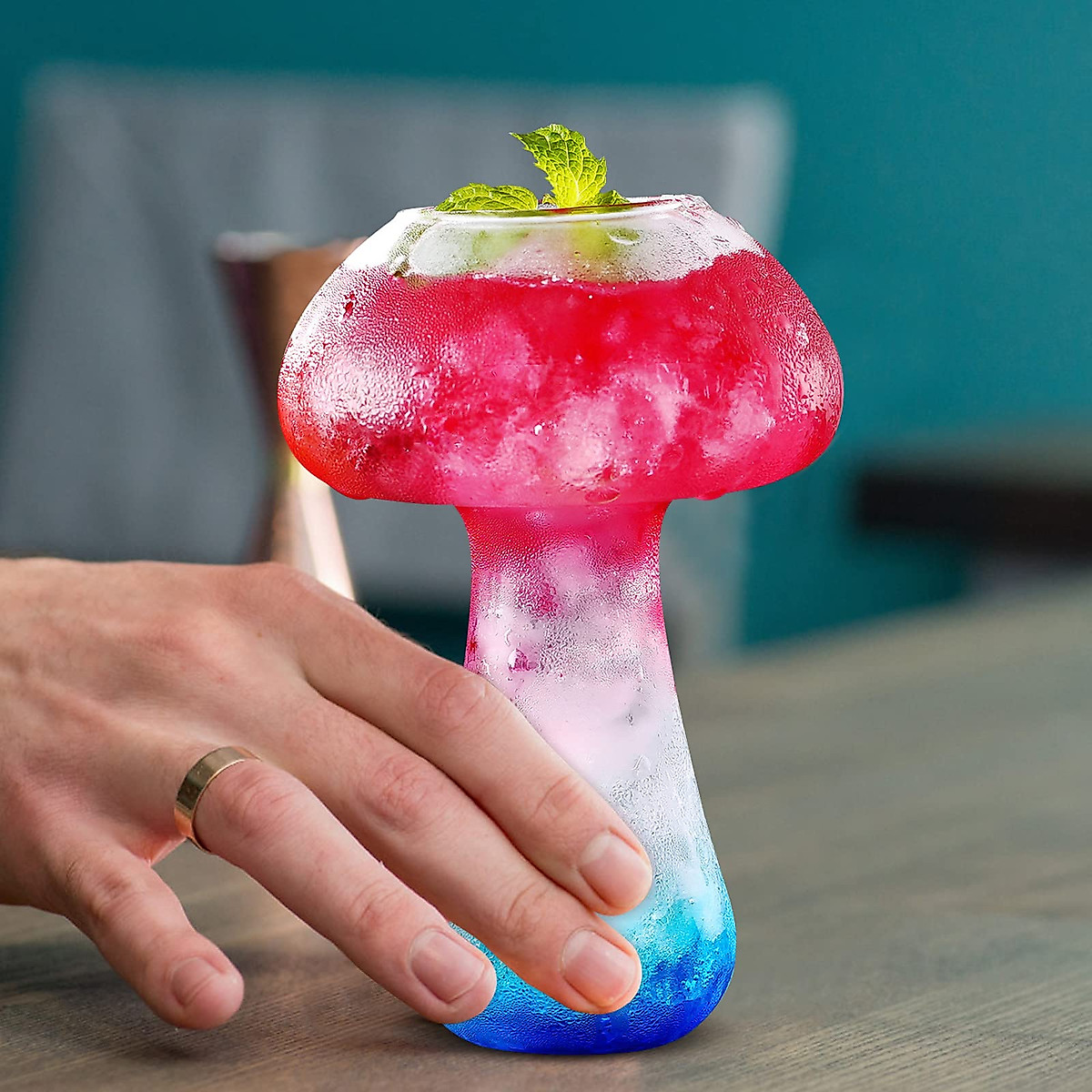 DOITOOL Cocktail Glass Creative Mushroom Shaped Cocktail Glass Glass Goblet Drink Cup for Wine Champagne Cocktail Bar Home 280ml