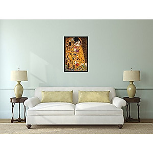 Framed Art Print, 'The Kiss (Le Baiser / Il Baccio), 1907' by Gustav Klimt: Outer Size 25 x 37"