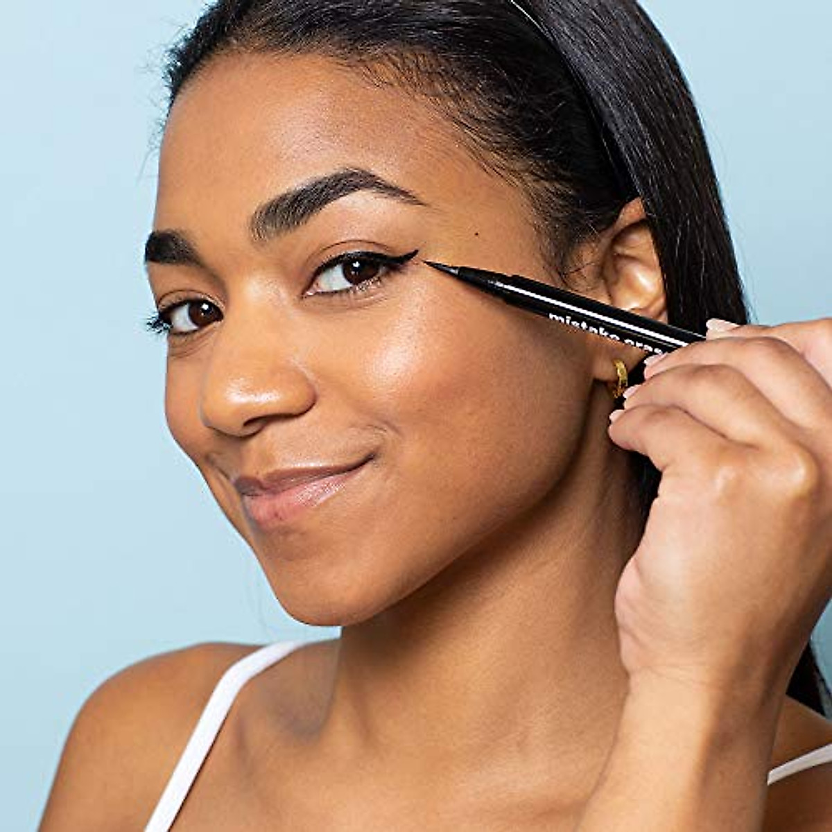 Mistake Erase Liquid Eyeliner and Corrector - All Day Wear Water-Resistant Eye Liner