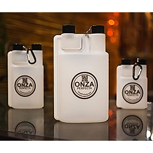 Onza Perfecta 16 oz Plastic flask for liquor hidden with 1 ounce shot glass dosage chamber (16 oz / 473 ml). Included carabiner.