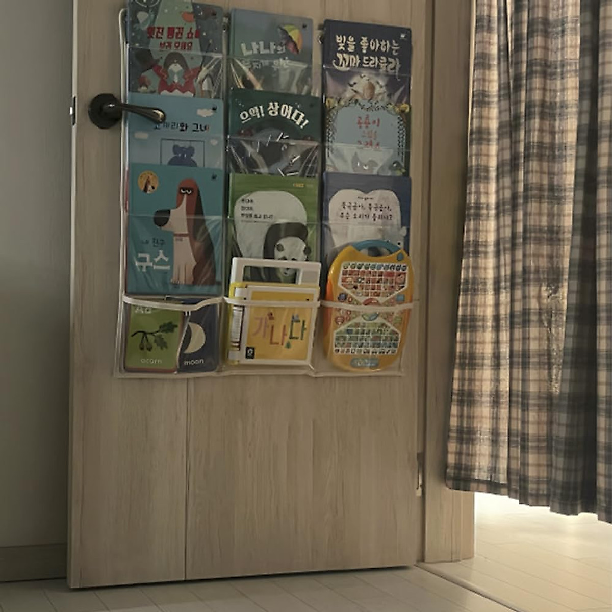 pixiepoche Kids Wall Hanging Book Organizer, Over The Door Book Shelves 8-12 Pockets Chart for Homeschool & Library (12 Regular Pocket)