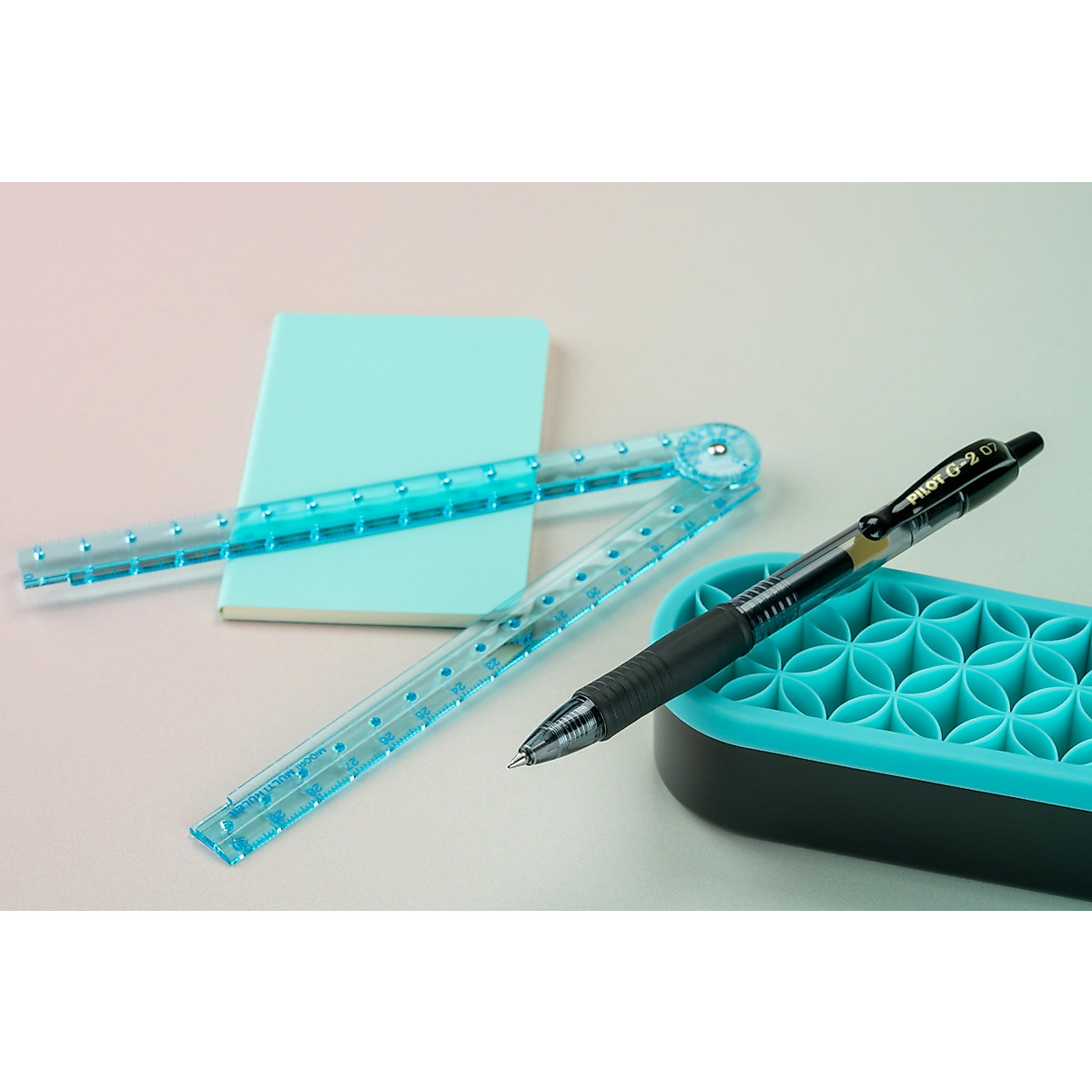 PILOT G2 Premium Refillable and Retractable Rolling Ball Gel Pens, Fine Point, Black Ink, 5-Pack (31078)