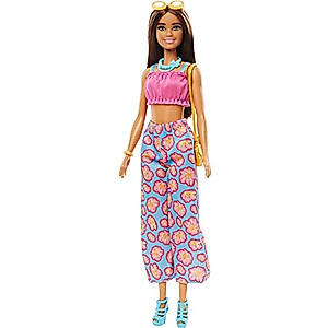 Barbie Doll and Fashion Advent Calendar, 24 Clothing and Accessory Surprises Like Swimsuit, Dress, Hat and Pet Kitten