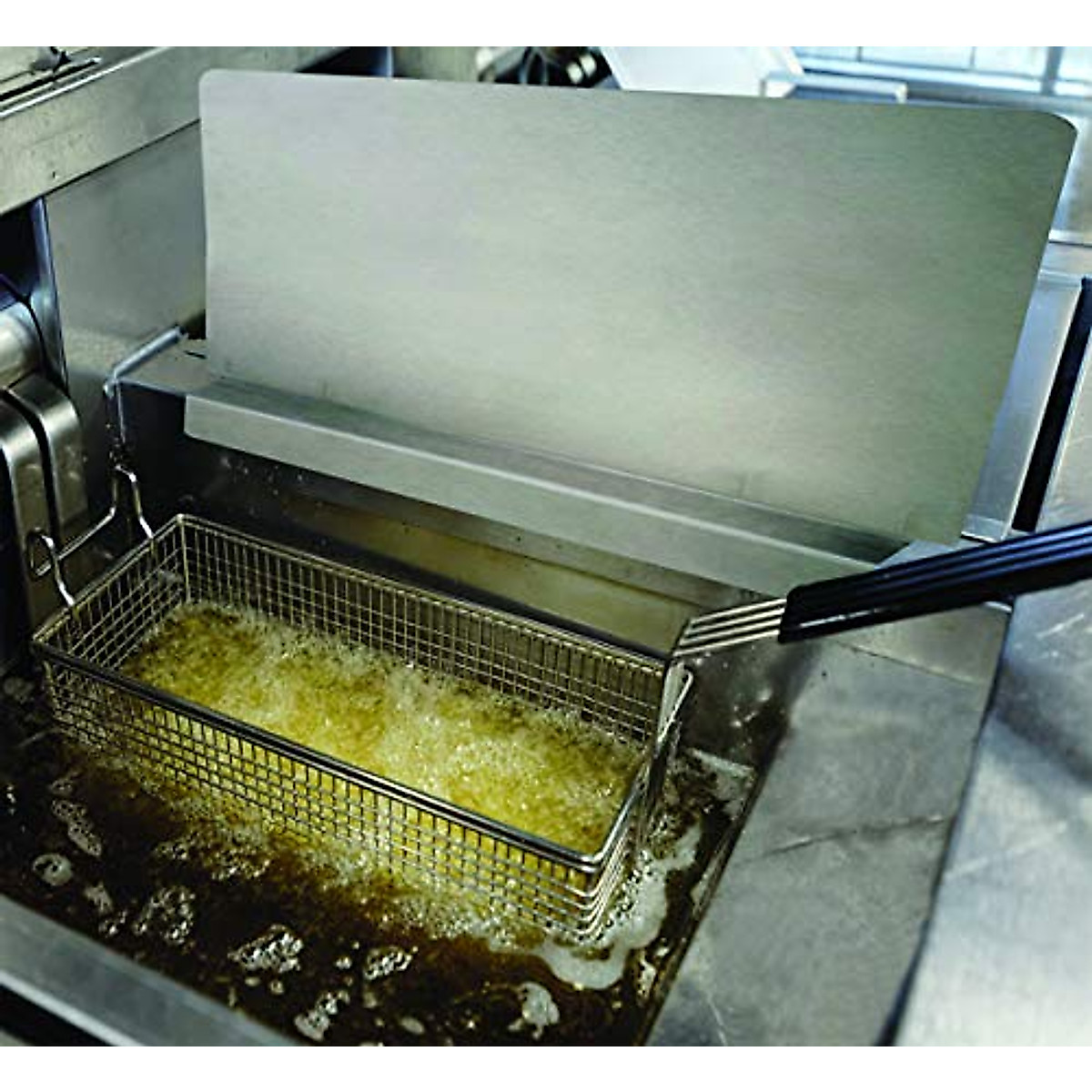 Chef Master 90059 Commercial Deep Fryer Splash Guard | Stops Oil From Splattering | Clips Provide a Secure Fit | Durable 18 Gauge Stainless Steel | Measures 20.5 x 15 Inches | 2 Pack