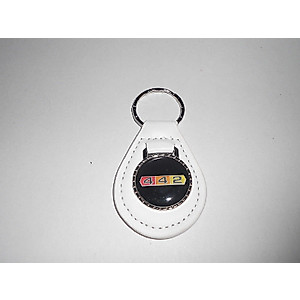 1965 1966 1967 1968 OLDS 442 4-4-2 TRI COLOR LOGO LEATHER KEYCHAIN - WHITE