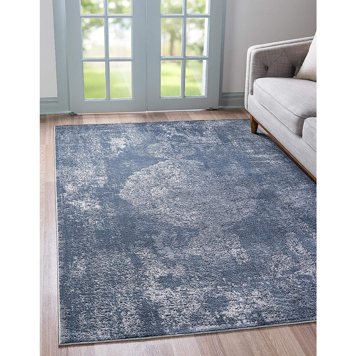 Rugs.com Oregon Collection Rug – 5' x 8' Blue Low-Pile Rug Perfect for Living Rooms, Large Dining Rooms, Open Floorplans