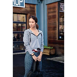 Fitbit Alta Fitness Tracker, Special Edition Gold, Black, Large (US Version)