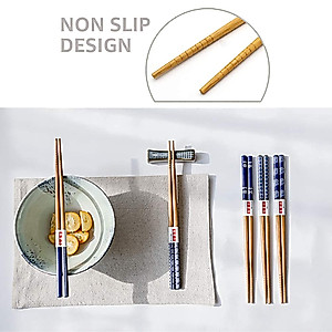 5 Pairs Japanese Style Bamboo Chopsticks and Rest, Cartoon Cute Fat Cat Chopstick Rest, Classic Tasteful Simplicity Gift Set Wooden Natural Bamboo Reusable Lightweight Non Slip for Chinese Chopstick