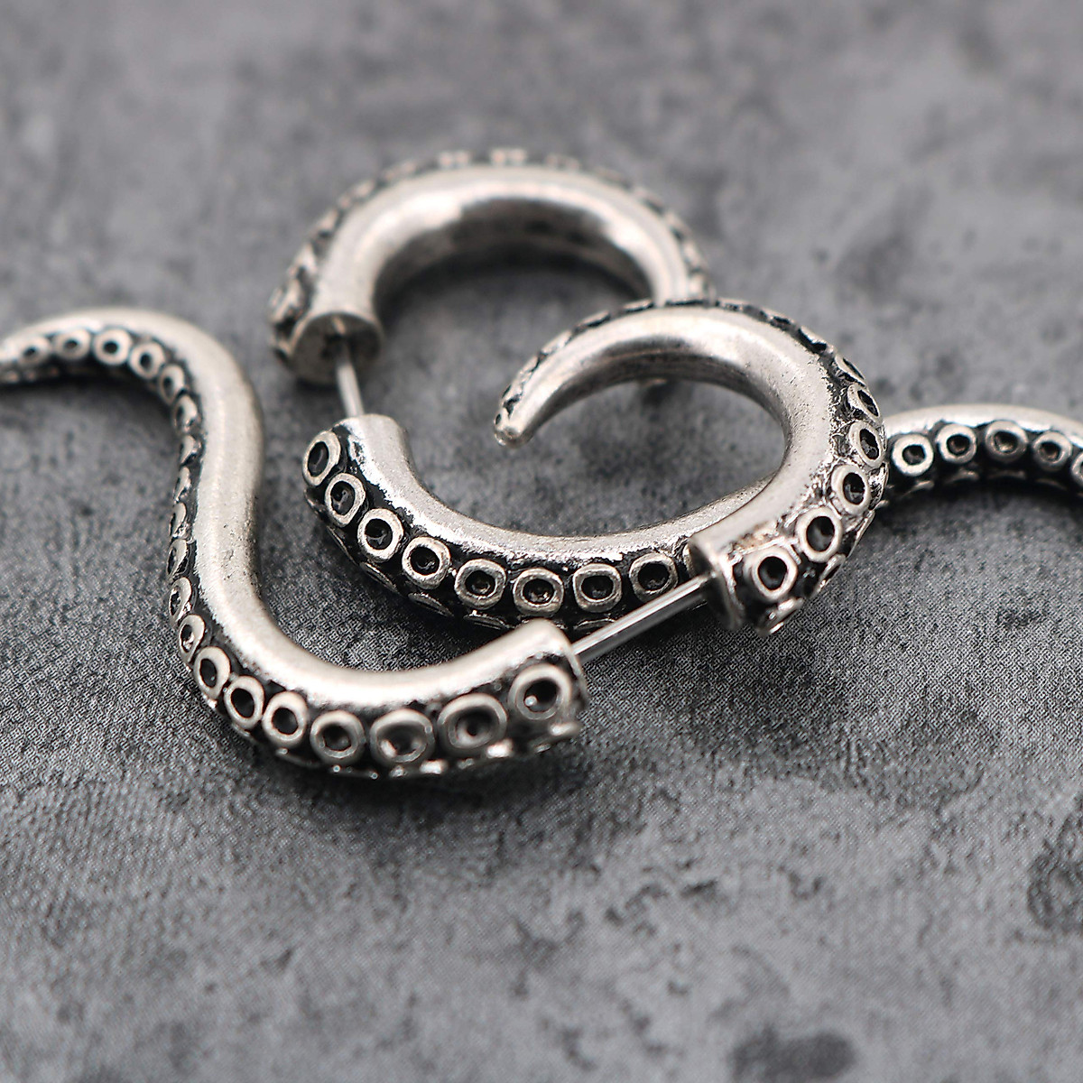 OUFER 2PCS 18G Stainless Steel Octopus Earrings Fake Spiral Tapers Fake Gauges Faux Plug Taper