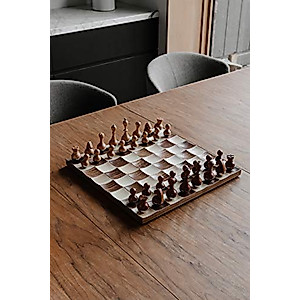 Umbra Wobble Chess Set