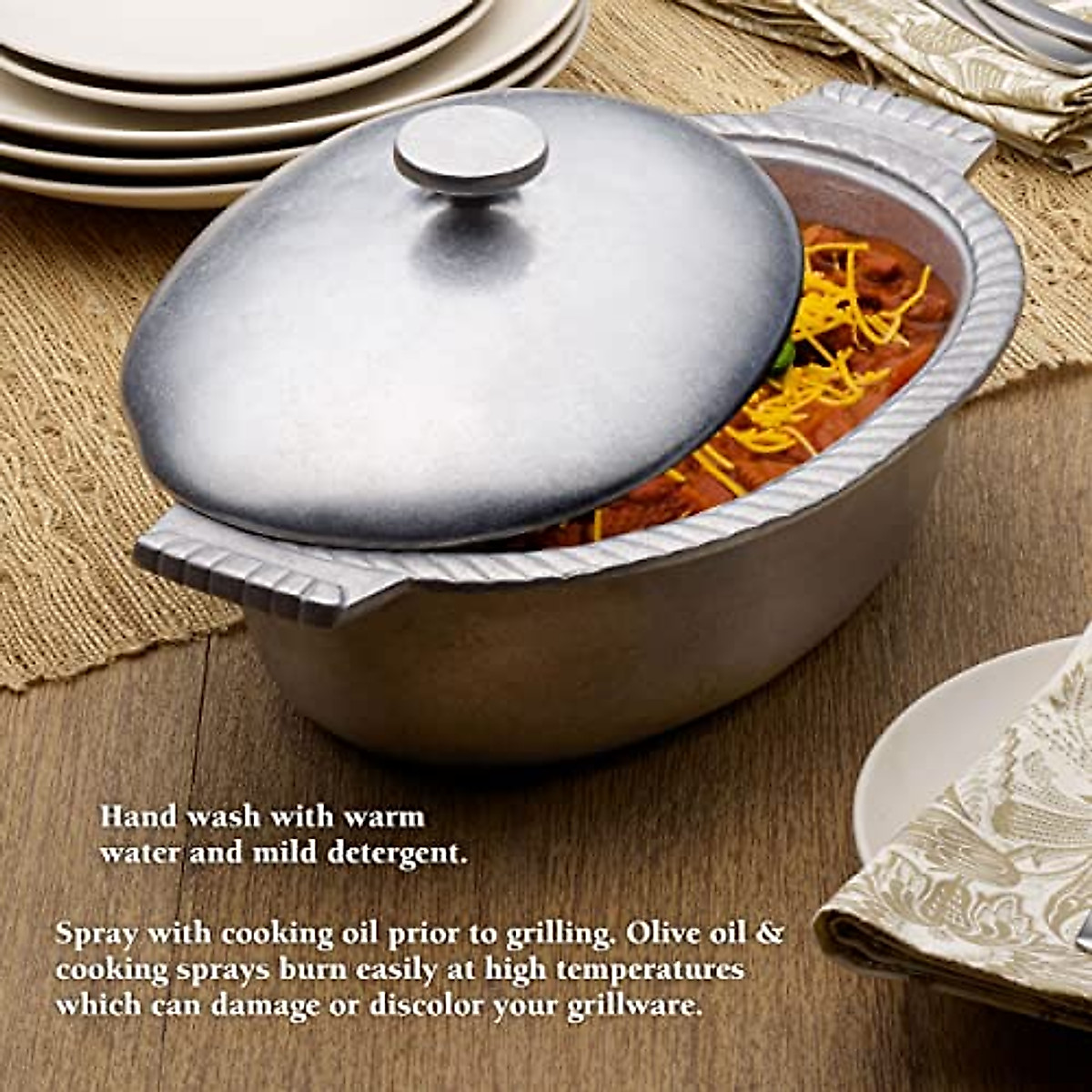 Wilton Armetale Gourmet Grillware Oval Chili Pot with Lid, 4-Quart