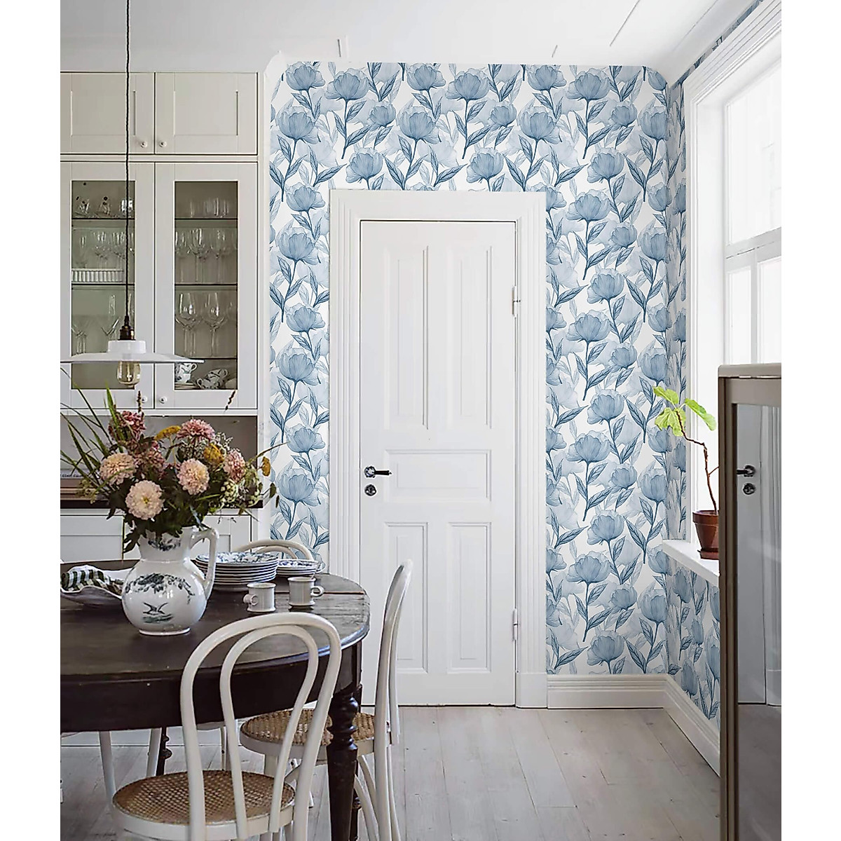 Heroad Brand Boho Floral Peel and Stick Wallpaper Blue and White Flowers Contact Paper for Cabinets Waterproof Contact Paper Removable Self Adhesive Drawer Liner Decoration Paper for Walls 17.3"x78.7"