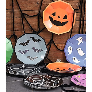 Winoo Design Halloween Plates - 48 PK - Halloween Paper Plates Disposable for Halloween Decor Halloween Decorations for Table Halloween Party Supplies Halloween Party Favor