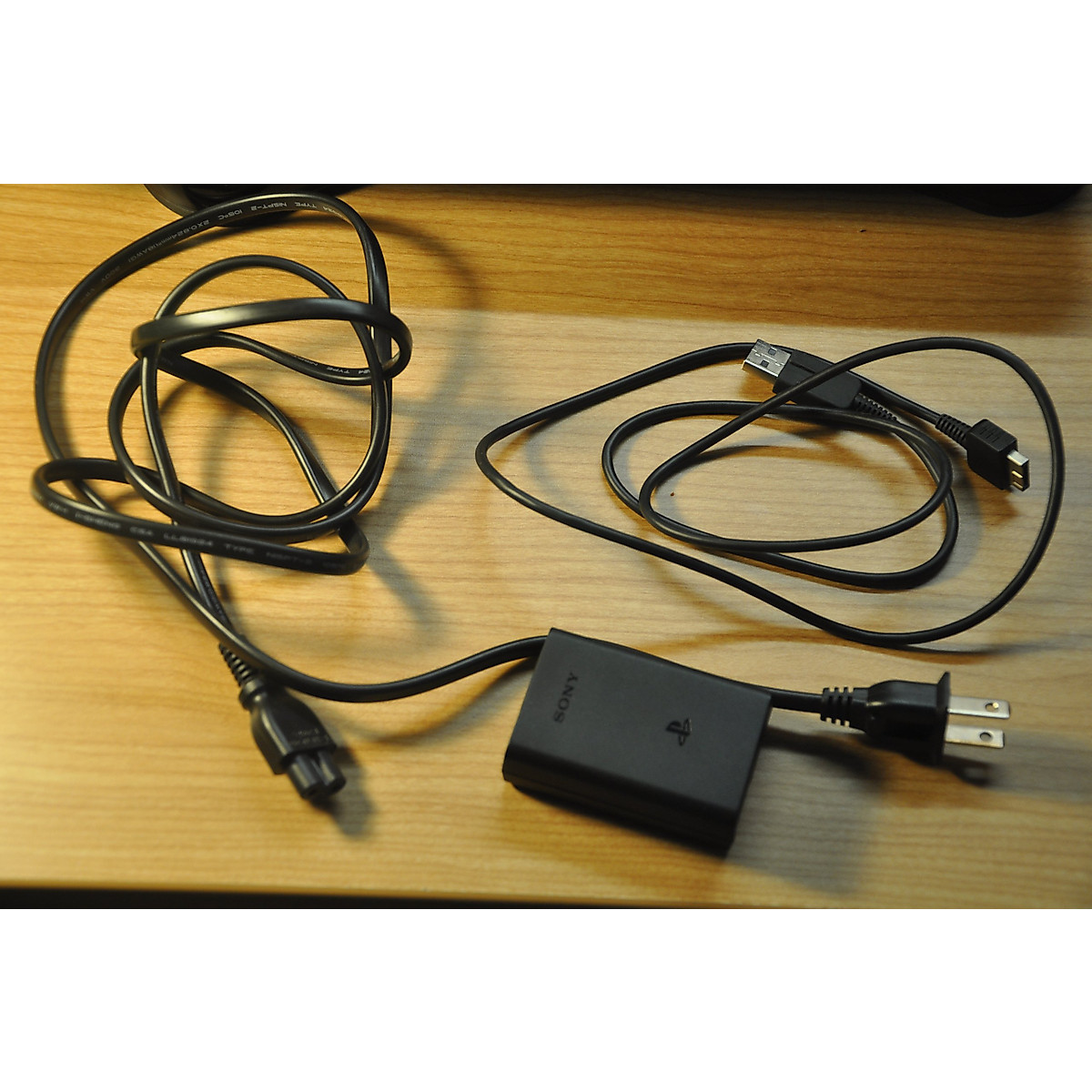 Assassin's Creed III Liberation PlayStation Vita Wi-Fi Bundle