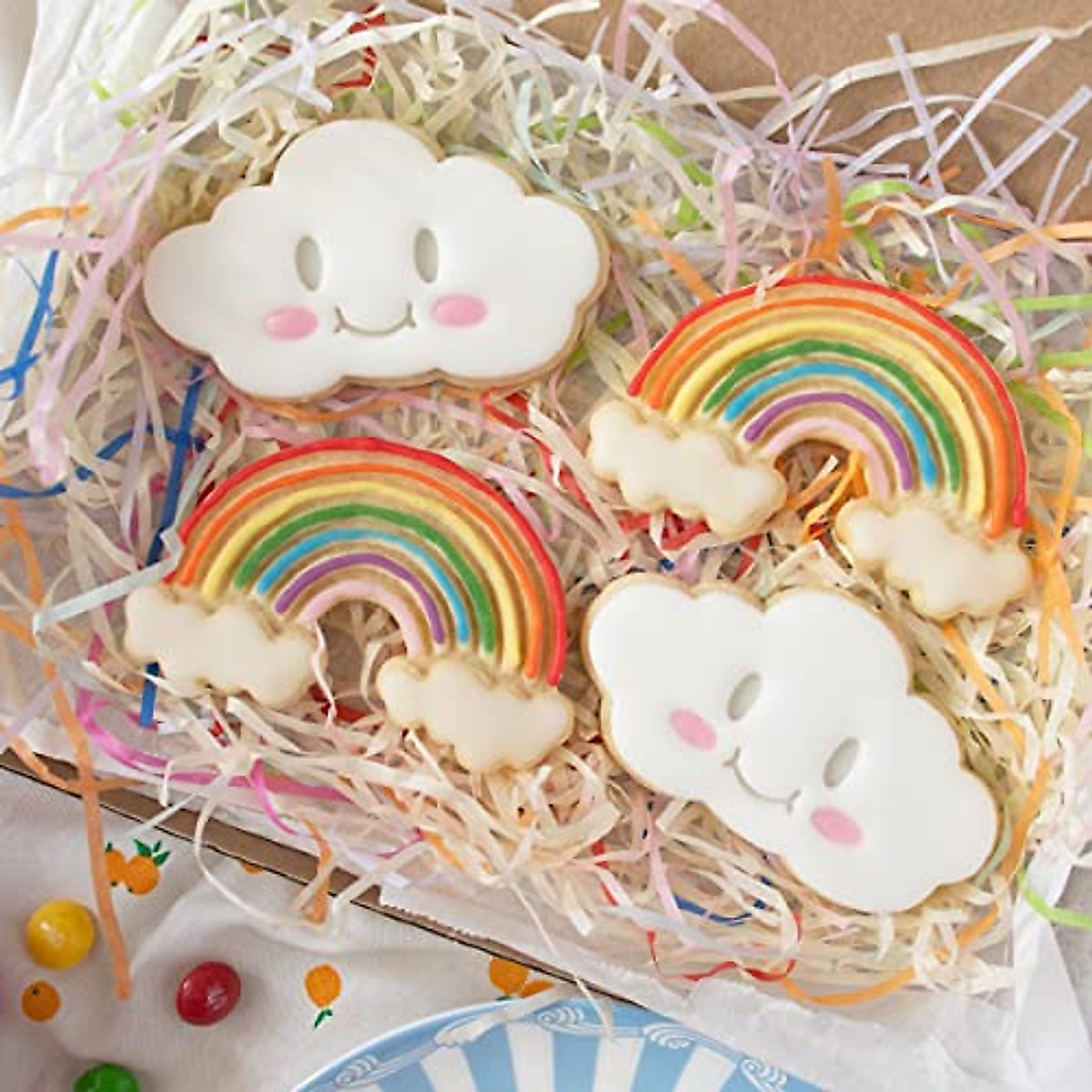 Set of 2 Rainbow cookie cutters (Designs: Kawaii Cloud and Rainbow), 2 pieces - Bakerlogy