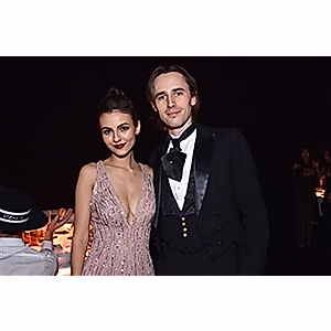 FC Carino Victoria Justice - 18X24 Poster FCA #FCA1269492