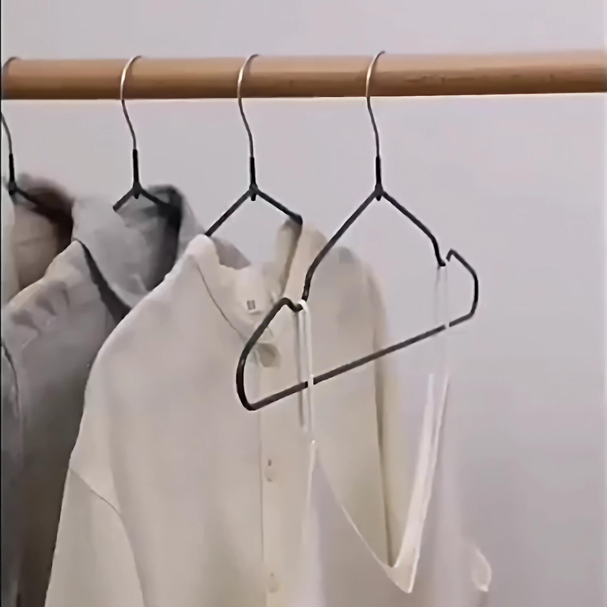 Stainless Steel Immersion Rubber Process Hangers 12 Pack, Heavy Duty Black Hangers for Coats, Pants & Dress Clothes, Non Slip Clothes Hanger Set, Space Saving Ultra Thin Hangers for Clothing