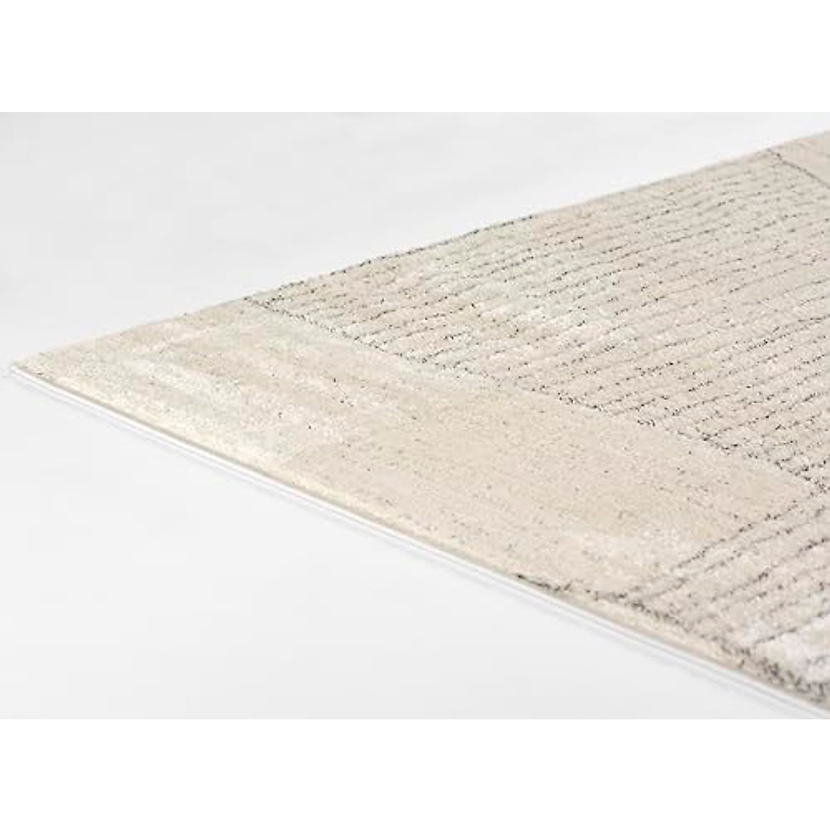 Momeni Rugs WREN 2 Area Rug, 5'3" X 7'3" Ivory Carpet for Living Room, Bedroom, Hallways, Bathroom, and Home Office