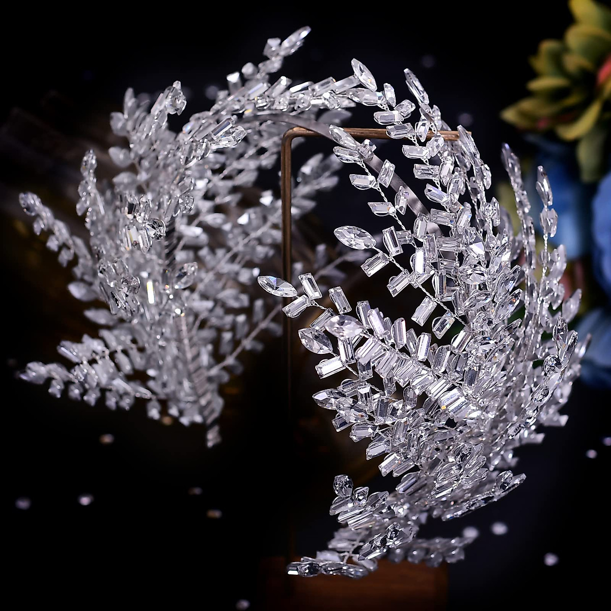 TFANUO Bridal Headpieces for Wedding Women Rhinestone Headband Crystal Tiara Wedding Silver Bridal Hair Accessories