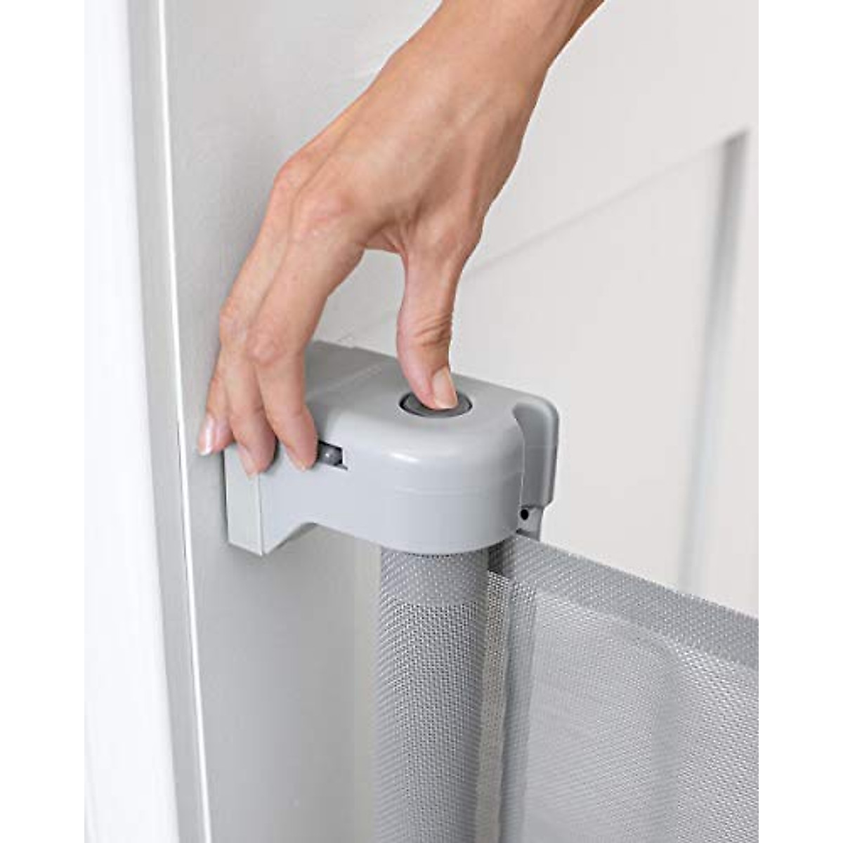 Skip Hop Retractable Mesh Baby Gate, Playview 52-Inch, Grey (Discontinued by Manufacturer)