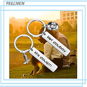 FEELMEM Western Texas Cowgirl Cowboy Hat Boot Keychain Set Her Cowboy His Cowgirl Couple Keychains Matching Set Valentines Day Boyfriend Gift Girlfriend Gift (Silver)