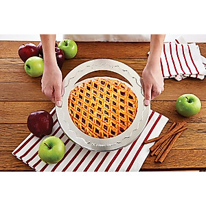 Mrs. Anderson's Baking Pie Crust Protector Shield, Fits 9.5 and 10-Inch Plates, Set of 2