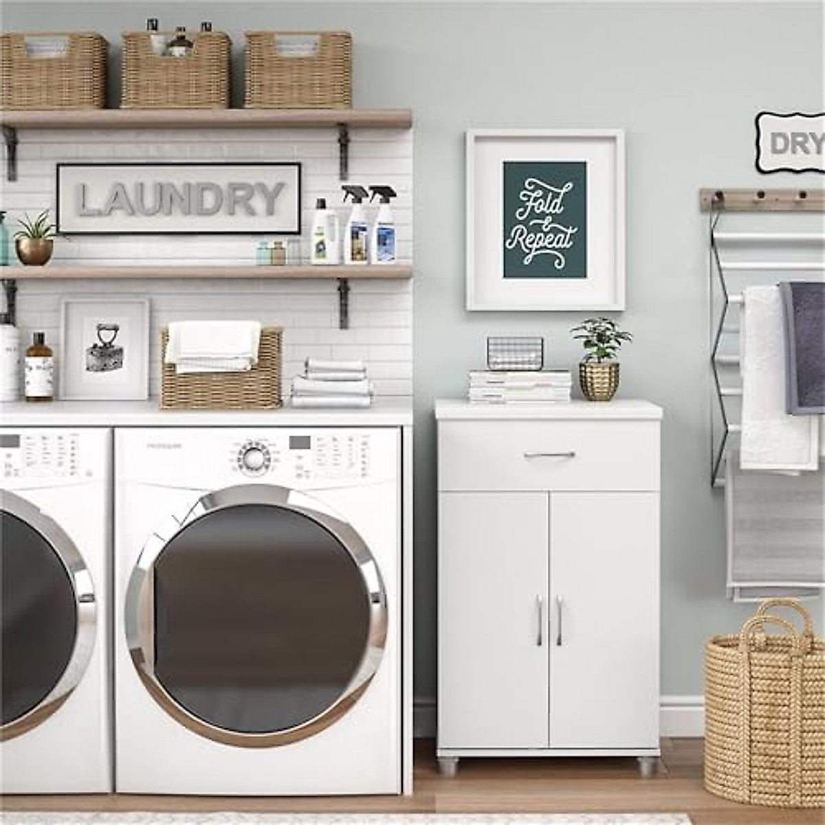 Pemberly Row Transitional 24" 1 Drawer/2 Door Base Storage Cabinet in White