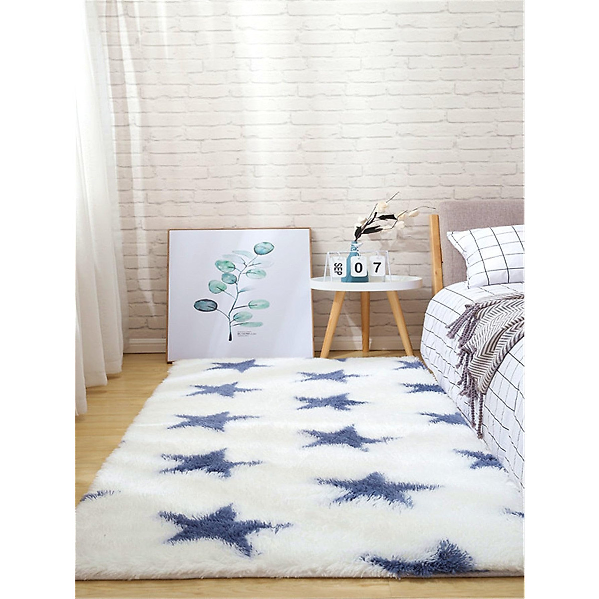 QWINEE Star Shaped Area Rug Indoor Plush Anti Slip Floor Mat Soft Carpet for Living Room Bedroom Home Decortion White 24"x71"