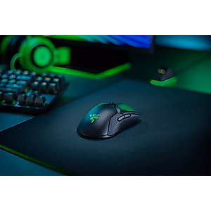 Razer Viper Ultimate - Light and Fast Ambidextrous Gaming Mouse (20,000 DPI Optical Sensor, Hyperspeed Wireless Technology, RGB Chroma) Black