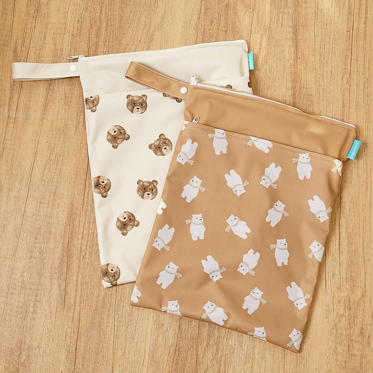 MOMIGO 2 pcs/set Wet Dry Bags for Baby Cloth Diapers - Reusable, Washable for Stroller, Diapers, Toiletries, Travel Bags, Beach, Pool, Gym Bag with Two Zippered Pockets 11.8 * 15.7 inch (Animal)