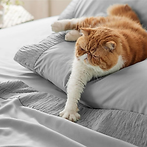 Bedsure King Size Sheets Set - 4 Pieces Soft King Sheets - Breathable & Cooling - Hotel Luxury - Easy Care Polyester Microfiber Bedding for Women, Men, Grey