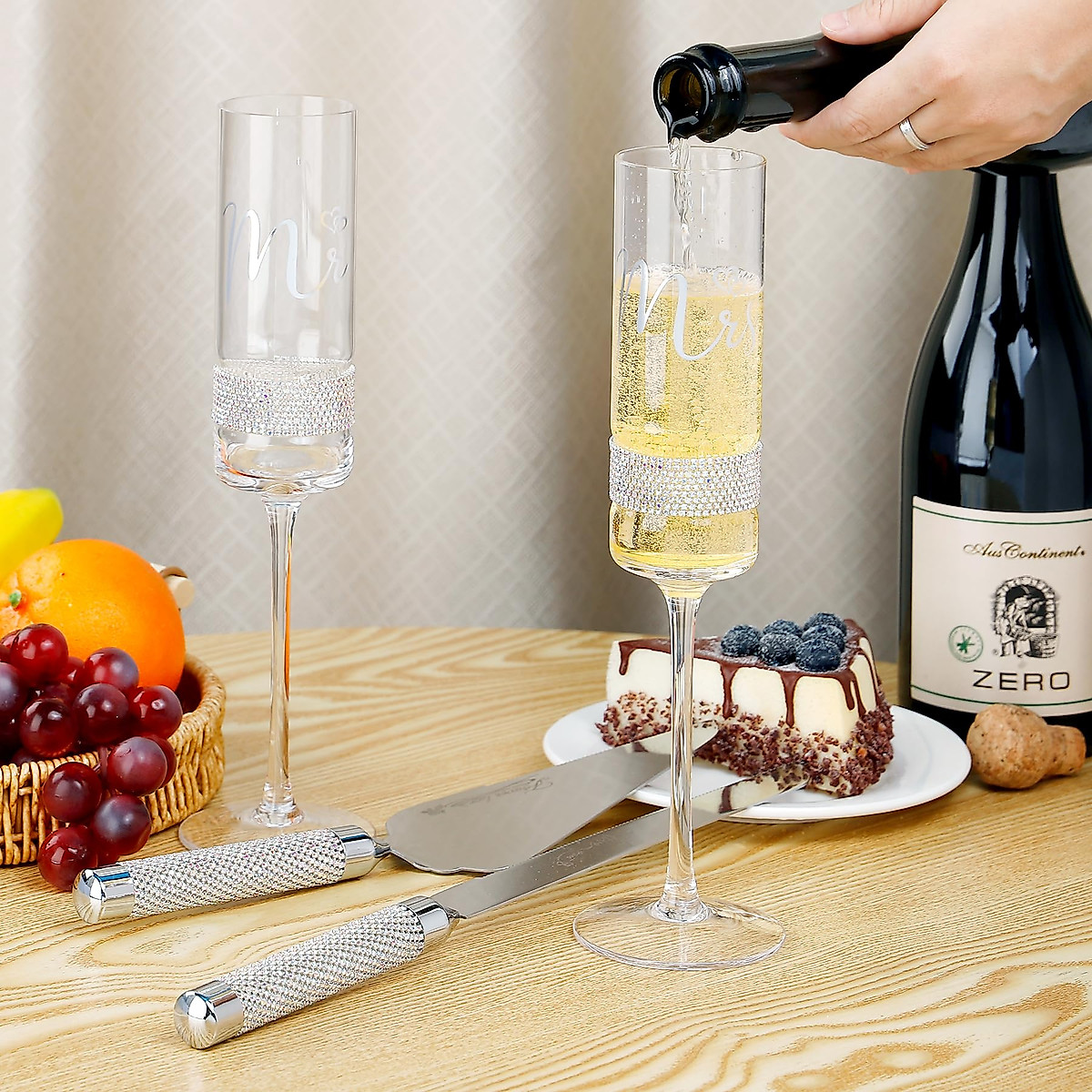 VARLKA Wedding Cake Knife and Server Set, 8oz Crystal Mr and Mrs Champagne Flutes, Wedding Glasses for Bride and Groom, Cake Cutting Set for Wedding, Engagement Gifts