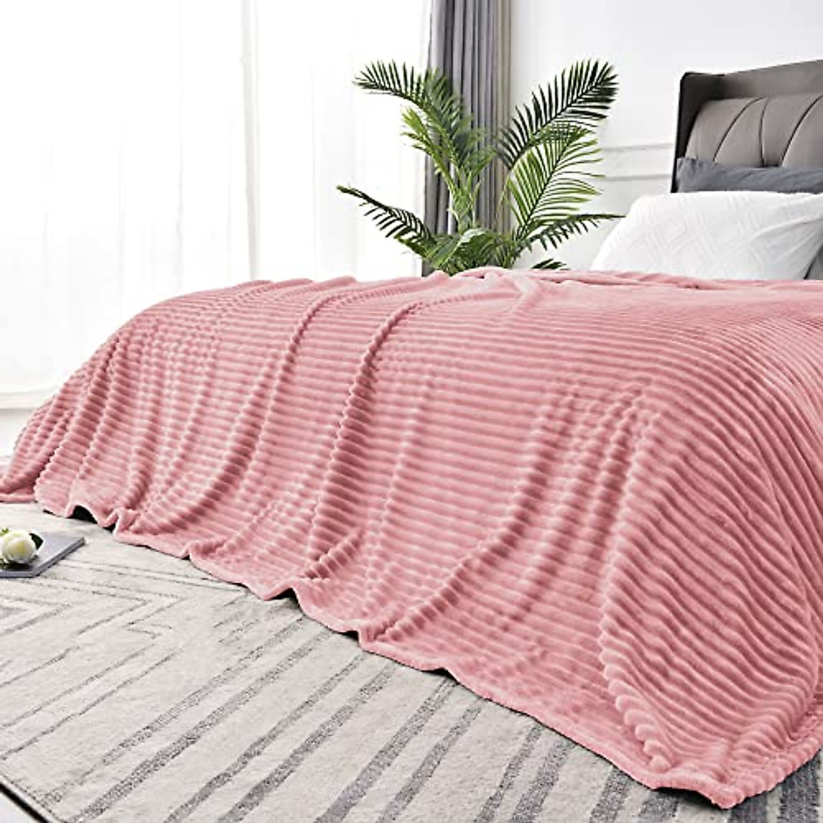 BEDELITE Fleece Throw Blanket for Couch – 3D Ribbed Jacquard Soft and Warm Decorative Spring Blankets – Cozy, Fuzzy, Fluffy, Plush Lightweight Pink Throw Blankets for Bed, Sofa, 50x60 inches