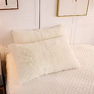 LIFEREVO 2 Pack Cream Faux Fur Pillow Shams,Shaggy Plush Home Decorative Luxury Series Super Soft Furry Pillow Case with Zipper Closure for Home Sofa Couch,Standard (Light Beige,20"x26")