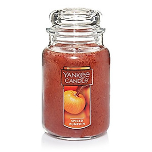 Yankee Candle darice Candle Spiced Pumpkin Scented, 22oz Single Wick, Over 110 Hours of Burn Time, Perfect Accent for Fall Decor, Classic Large Jar, Peach