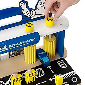 Theo Klein Michelin Car Service Station Kids Wooden Toy Playset with 2 Cars, 2 Fuel Pumps, and Car Wash Station for Ages 3 and Up