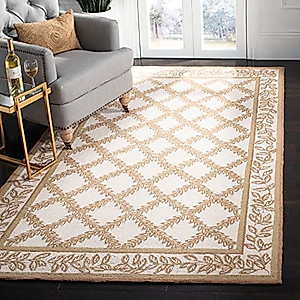 SAFAVIEH Chelsea Collection 4' Round Ivory / Green HK230B Hand-Hooked French Country Wool Area Rug