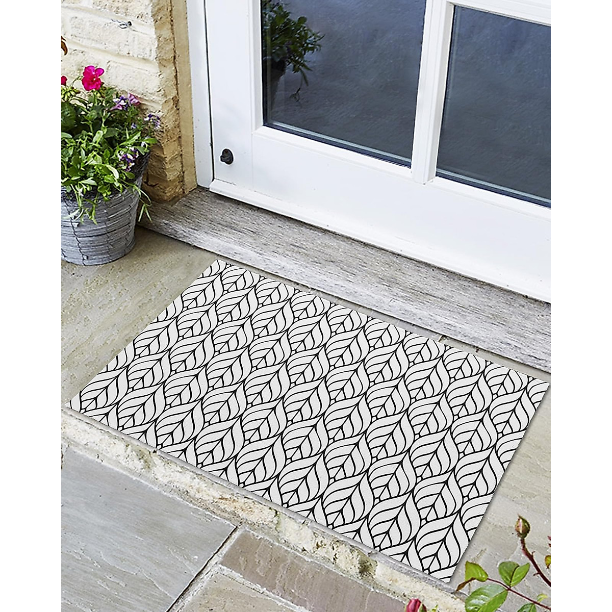 Indoor Outdoor Mats, Black and White Leaf Tile Pattern Door Mat, Non-Slip Absorbent Resist Dirt Entrance Mat Washable Welcome Mats for Entryway, Low-Profile Floor Mats