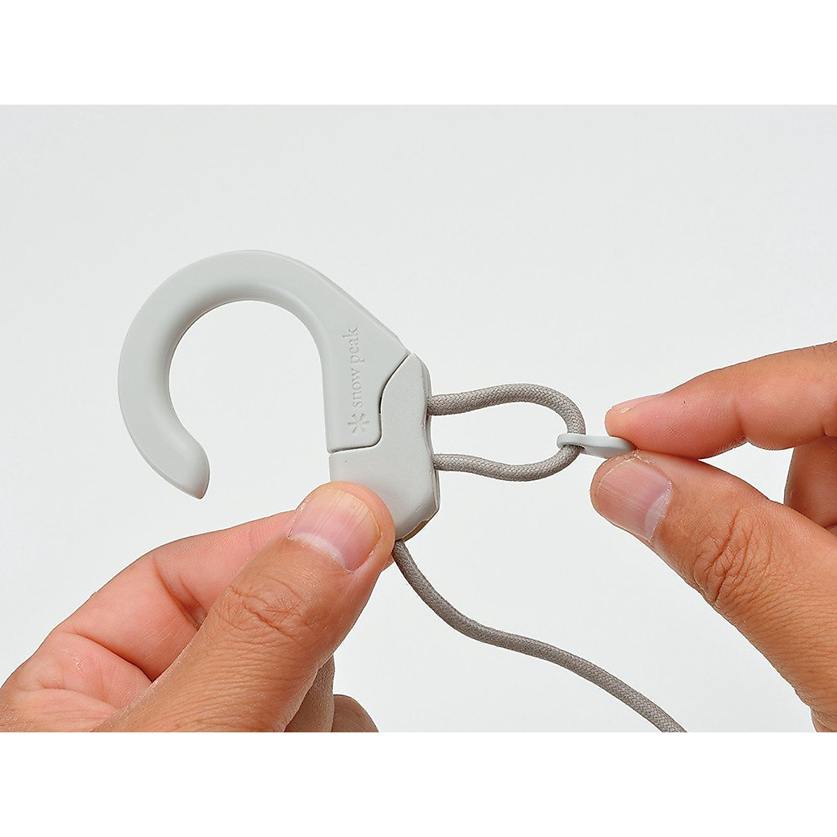 Snow Peak's Hozuki Lantern, Snow, ES-070WH, Made in Japan, Lifetime Product Guarantee, Lightweight, Compact for Camping or Backpacking, Camping Light, One Size