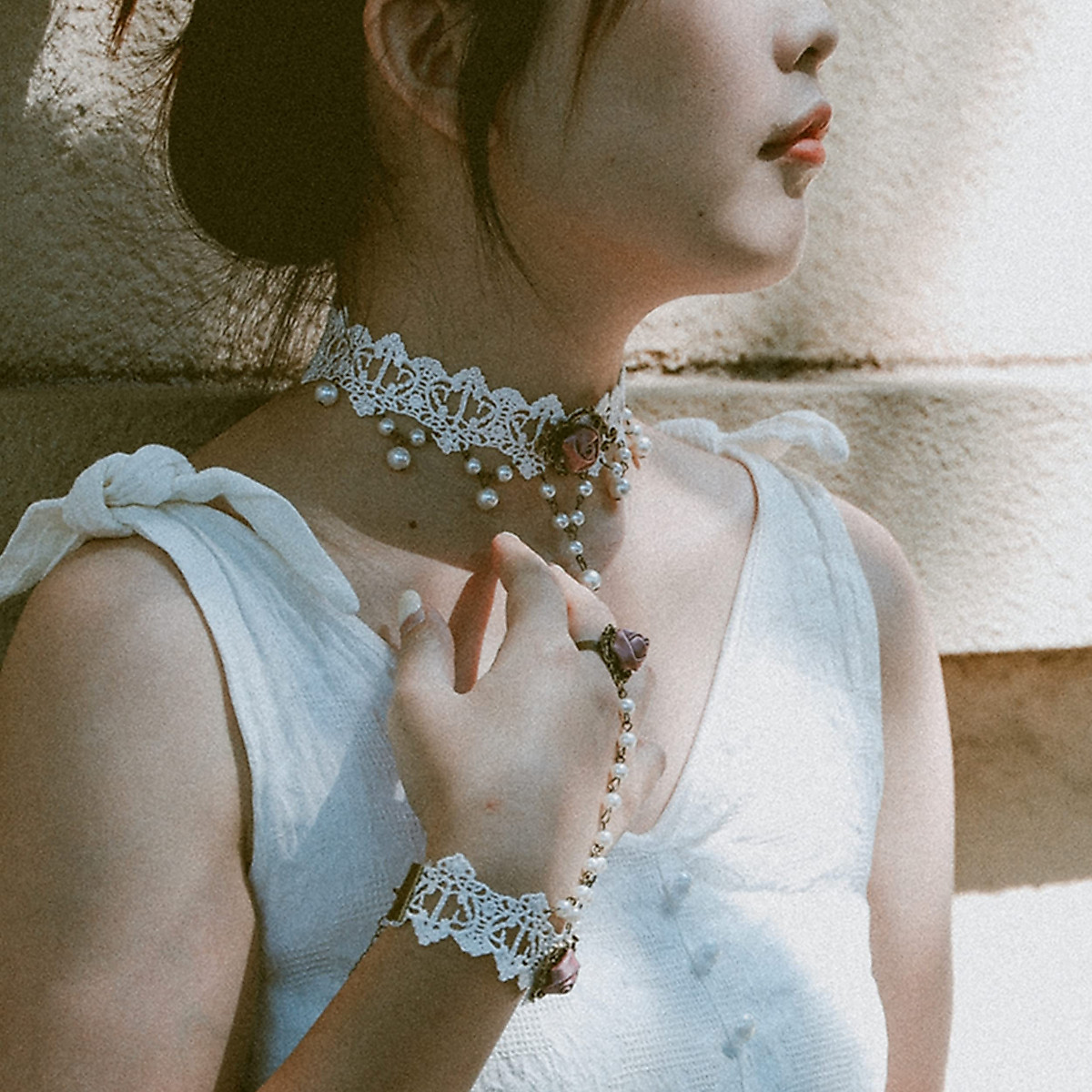 Eigso 2 Pcs White Lace Choker Bracelet Set for Women Vintage Punk Goth Necklace with Pink Rose Ring