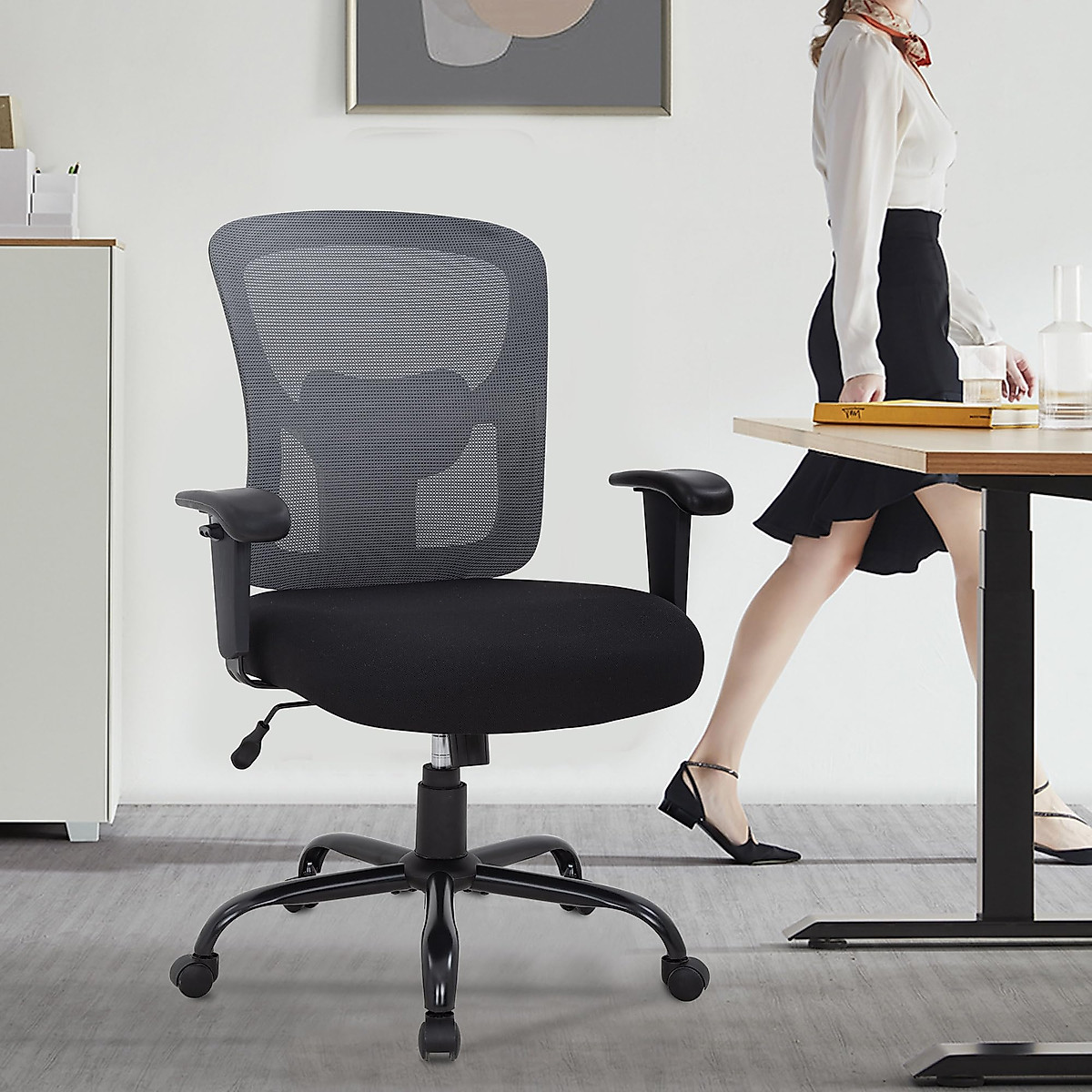 Big and Tall Office Chair 400lbs Desk Chair Mesh Computer Chair with Lumbar Support Wide Seat Adjust Arms Rolling Swivel High Back Task Executive Ergonomic Chair for Home Office (Grey)